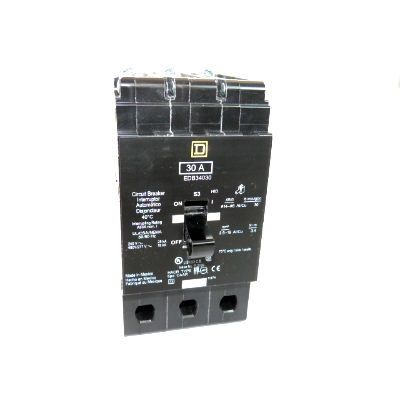 Square D EDB34030 3-Pole 30 Amp Molded Case Circuit Breaker